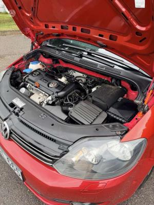 Sarkans Volkswagen Golf Plus 2009 Šauļi, ar dzinēja tilpumu 1.39 L un nobraukumu 156 tūkst. km par 4450 €, foto 5 vietnē AUTOMOTO.COM.LV