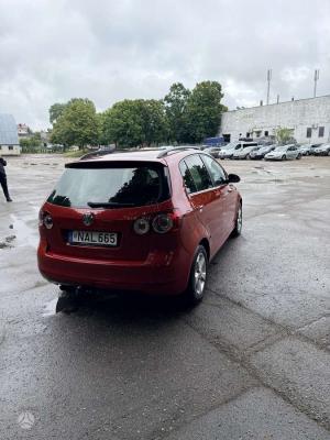 Sarkans Volkswagen Golf Plus 2009 Šauļi, ar dzinēja tilpumu 1.39 L un nobraukumu 156 tūkst. km par 4450 €, foto 10 vietnē AUTOMOTO.COM.LV