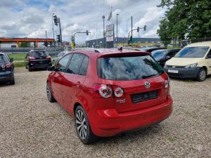 Sarkans Volkswagen Golf Plus 2011 Kauņa, ar dzinēja tilpumu 1.60 L un nobraukumu 230 tūkst. km par 4650 €, foto 4 vietnē AUTOMOTO.COM.LV