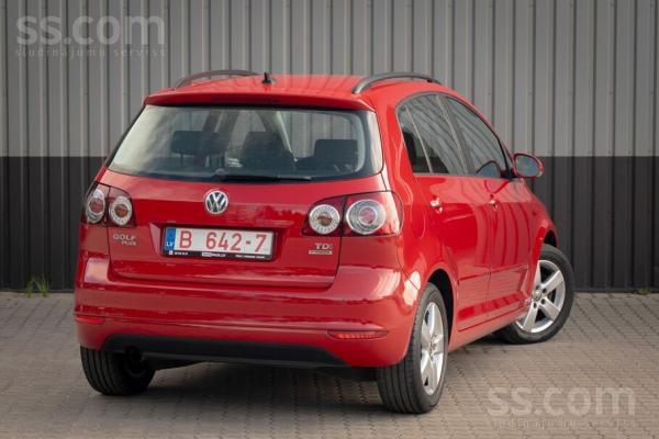 Sarkans Volkswagen Golf Plus 2013 Talsi, ar dzinēja tilpumu 1.60 L un nobraukumu 210 tūkst. km par 5850 €, foto 7 vietnē AUTOMOTO.COM.LV