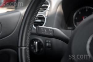 Red Volkswagen Golf Plus 2013 in Talsi, with an engine capacity of 1.60 L and mileage of 210 thousand km for 5850 €, photo 16 on AUTOMOTO.COM.LV