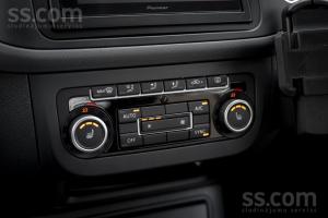 Red Volkswagen Golf Plus 2013 in Talsi, with an engine capacity of 1.60 L and mileage of 210 thousand km for 5850 €, photo 20 on AUTOMOTO.COM.LV