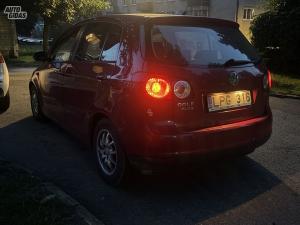 Red Volkswagen Golf Plus 2006 in Vilnius, with an engine capacity of 1.90 L and mileage of 256 thousand km for 850 €, photo 9 on AUTOMOTO.COM.LV