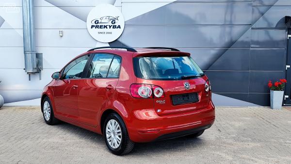 Sarkans Volkswagen Golf Plus 2009 Ramučiai, ar dzinēja tilpumu 1.60 L un nobraukumu 177 tūkst. km par 5350 €, foto 7 vietnē AUTOMOTO.COM.LV