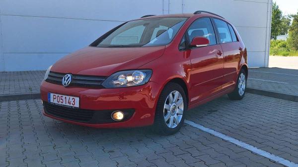 Red Volkswagen Golf Plus 2009 in Kaunas, with an engine capacity of 1.39 L and mileage of 190 thousand km for 2999 €, photo 1 on AUTOMOTO.COM.LV
