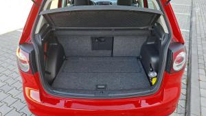 Red Volkswagen Golf Plus 2009 in Kaunas, with an engine capacity of 1.39 L and mileage of 190 thousand km for 2999 €, photo 18 on AUTOMOTO.COM.LV