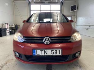 Red Volkswagen Golf Plus 2010 in Radviliskis, with an engine capacity of 1.60 L and mileage of 308 thousand km for 3350 €, photo 6 on AUTOMOTO.COM.LV