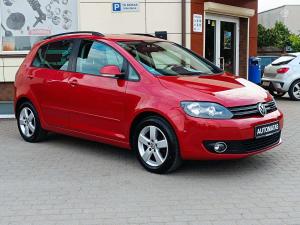 Red Volkswagen Golf Plus 2011 in Kretinga, with an engine capacity of 1.20 L and mileage of 208 thousand km for 5600 €, photo  on AUTOMOTO.COM.LV