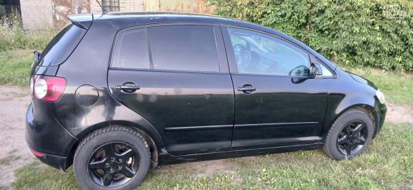 Volkswagen Golf Plus 2007 in Jonava, with an engine capacity of 1.90 L and mileage of 221 thousand km for 950 €, photo 3 on AUTOMOTO.COM.LV