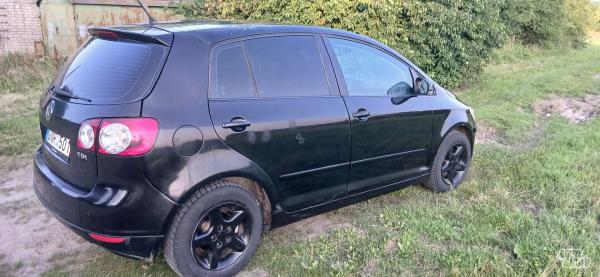 Volkswagen Golf Plus 2007 in Jonava, with an engine capacity of 1.90 L and mileage of 221 thousand km for 950 €, photo 7 on AUTOMOTO.COM.LV