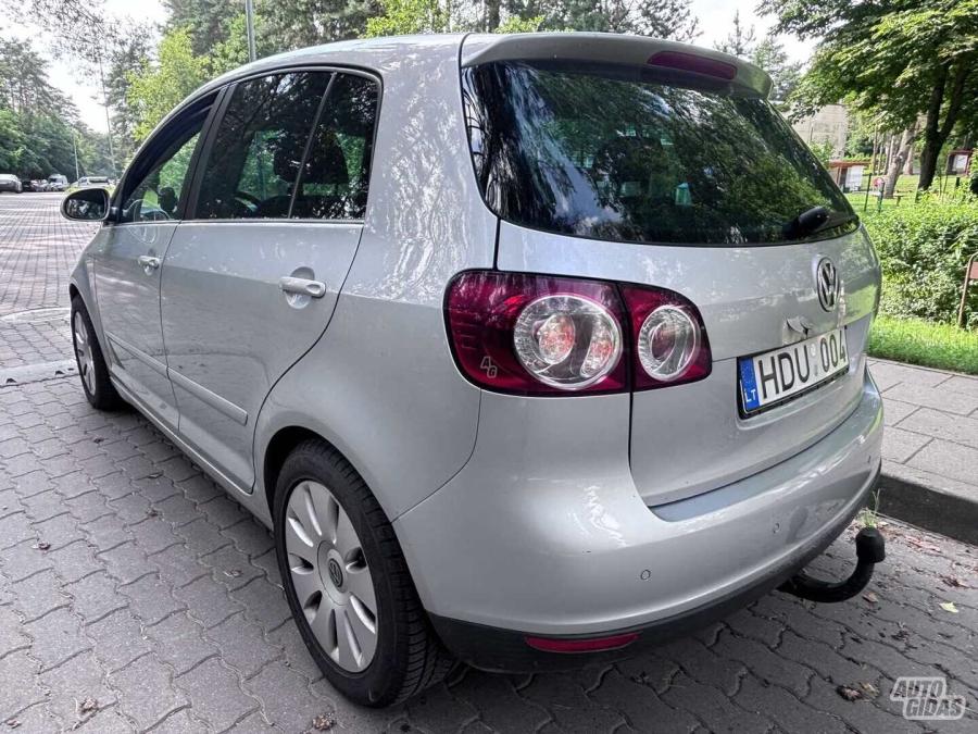 Volkswagen Golf Plus 2007 Viļņa, ar dzinēja tilpumu 2.00 L un nobraukumu 310 tūkst. km par 1000 €, foto 3 vietnē AUTOMOTO.COM.LV