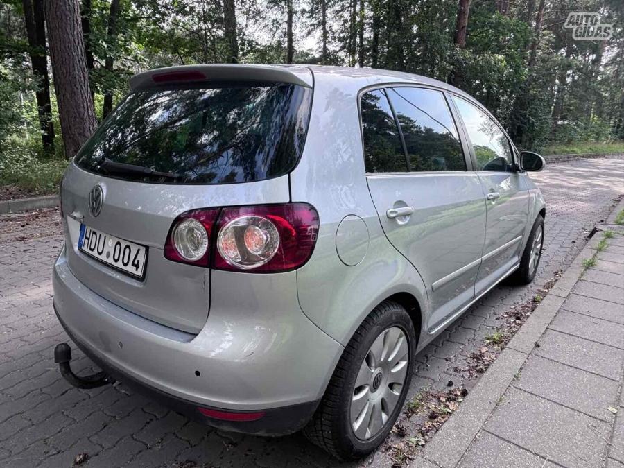 Volkswagen Golf Plus 2007 Viļņa, ar dzinēja tilpumu 2.00 L un nobraukumu 310 tūkst. km par 1000 €, foto 4 vietnē AUTOMOTO.COM.LV