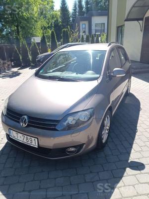 Volkswagen Golf Plus 2009 in Riga, with an engine capacity of 2.00 L and mileage of 247 thousand km for 3900 €, photo  on AUTOMOTO.COM.LV