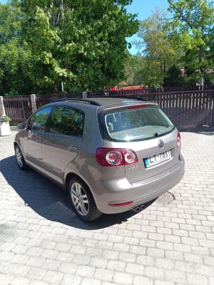 Volkswagen Golf Plus 2009 Rīga, ar dzinēja tilpumu 2.00 L un nobraukumu 247 tūkst. km par 3900 €, foto 4 vietnē AUTOMOTO.COM.LV