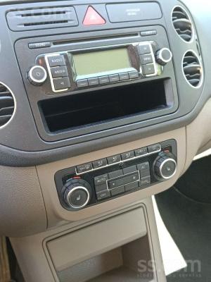 Volkswagen Golf Plus 2009 Rīga, ar dzinēja tilpumu 2.00 L un nobraukumu 247 tūkst. km par 3900 €, foto 7 vietnē AUTOMOTO.COM.LV