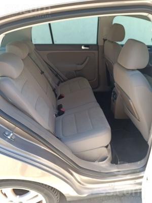 Volkswagen Golf Plus 2009 Rīga, ar dzinēja tilpumu 2.00 L un nobraukumu 247 tūkst. km par 3900 €, foto 12 vietnē AUTOMOTO.COM.LV