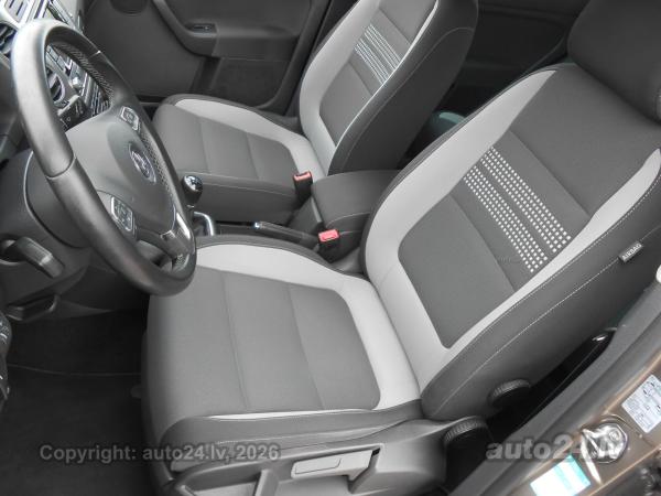 Volkswagen Golf Plus 2013 in Viljandi, with an engine capacity of 1.60 L and mileage of 244 thousand km for 6590 €, photo 7 on AUTOMOTO.COM.LV