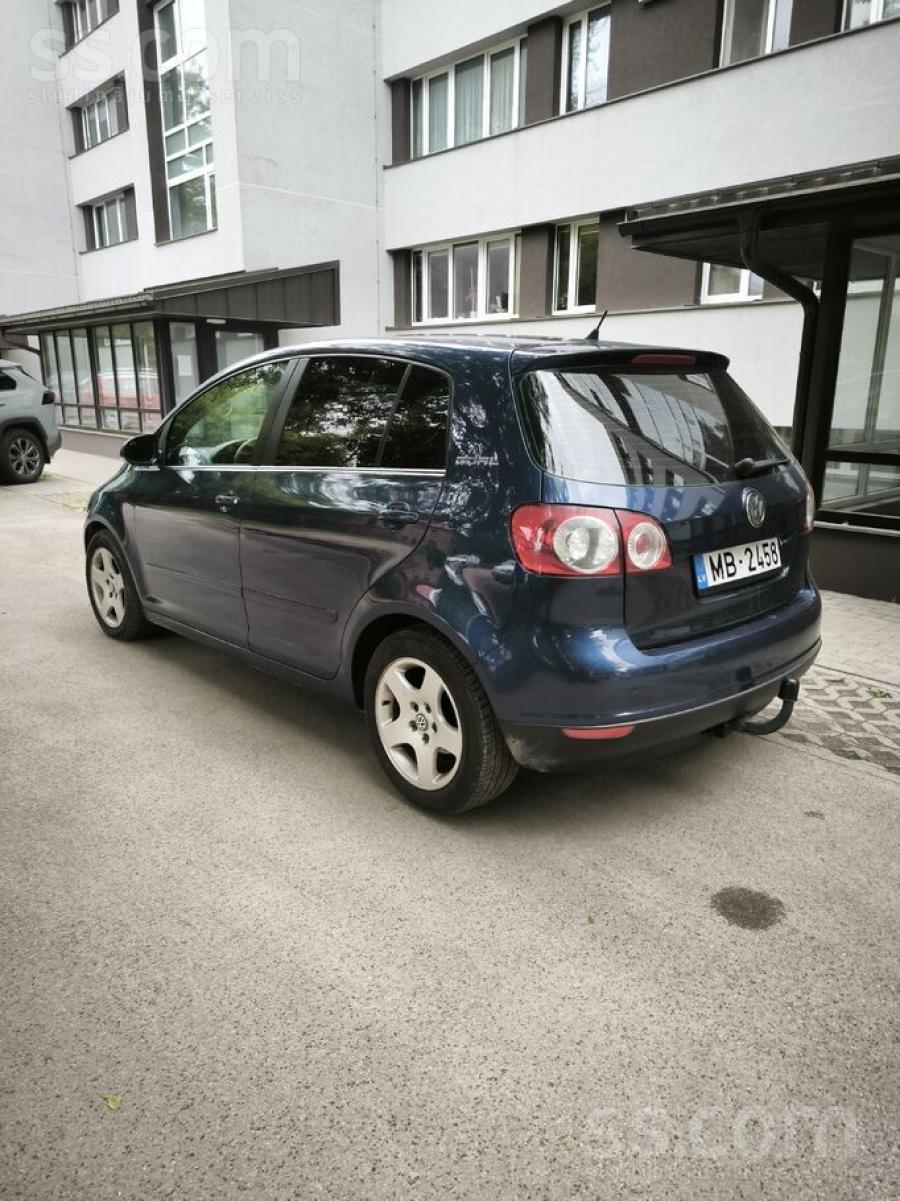Violets Volkswagen Golf Plus 2006 Rīga, ar dzinēja tilpumu 1.90 L un nobraukumu 353 tūkst. km par 1800 €, foto 3 vietnē AUTOMOTO.COM.LV
