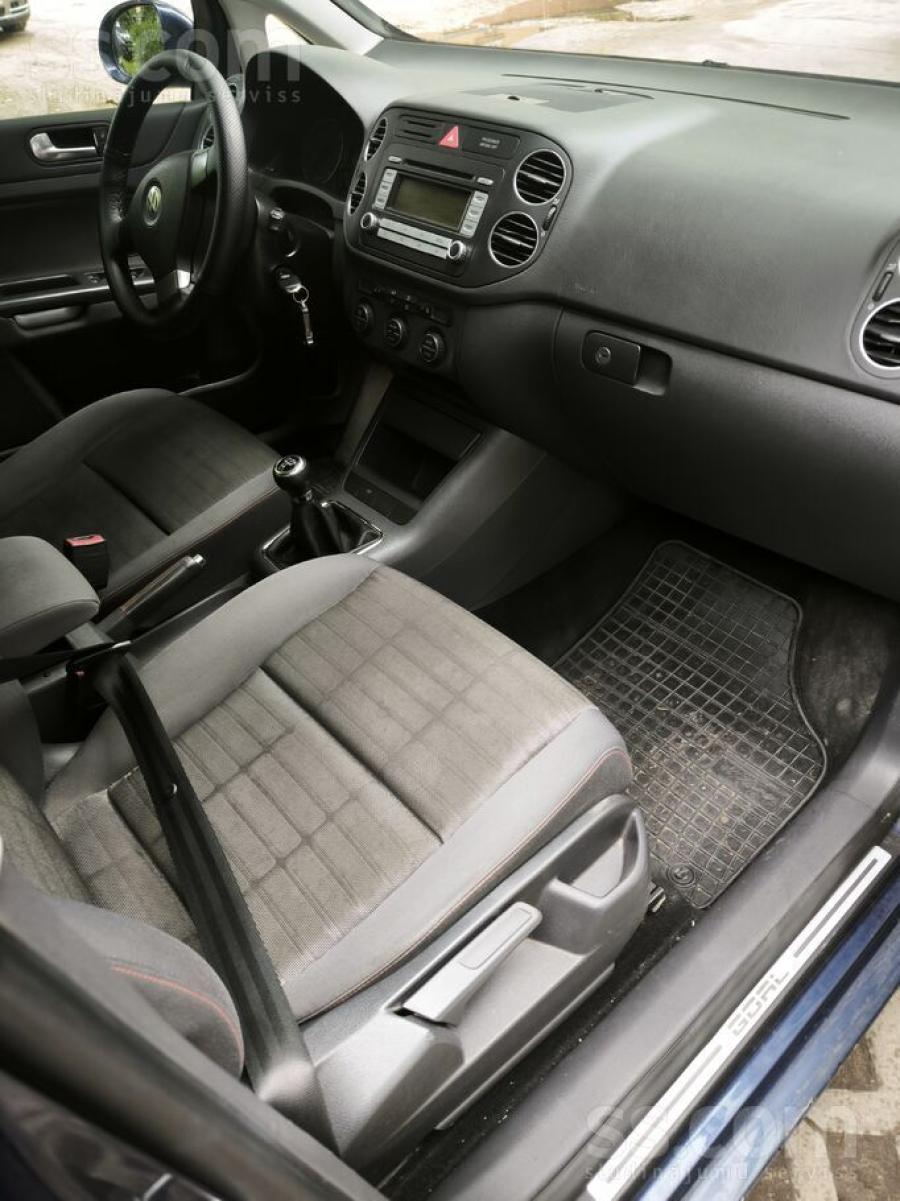 Violets Volkswagen Golf Plus 2006 Rīga, ar dzinēja tilpumu 1.90 L un nobraukumu 353 tūkst. km par 1800 €, foto 12 vietnē AUTOMOTO.COM.LV