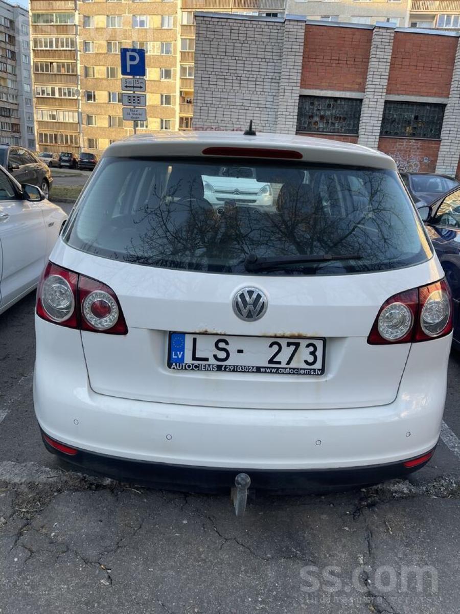 Balts Volkswagen Golf Plus 2006 Rīga, ar dzinēja tilpumu 1.90 L un nobraukumu 173 tūkst. km par 1700 €, foto 5 vietnē AUTOMOTO.COM.LV