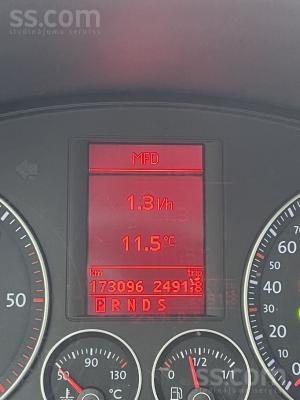 Balts Volkswagen Golf Plus 2006 Rīga, ar dzinēja tilpumu 1.90 L un nobraukumu 173 tūkst. km par 1700 €, foto 9 vietnē AUTOMOTO.COM.LV