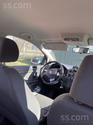 Balts Volkswagen Golf Plus 2006 Rīga, ar dzinēja tilpumu 1.90 L un nobraukumu 173 tūkst. km par 1700 €, foto 11 vietnē AUTOMOTO.COM.LV