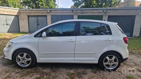 Balts Volkswagen Golf Plus 2006 Rīga, ar dzinēja tilpumu 1.90 L un nobraukumu 175 tūkst. km par 3750 €, foto 6 vietnē AUTOMOTO.COM.LV
