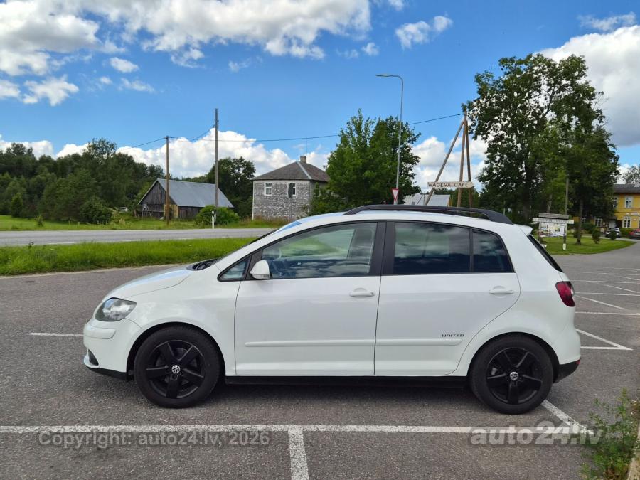 Balts Volkswagen Golf Plus 2008 Rakvere, ar dzinēja tilpumu 1.90 L un nobraukumu 322 tūkst. km par 3700 €, foto 5 vietnē AUTOMOTO.COM.LV