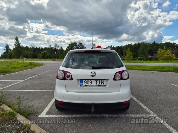 Balts Volkswagen Golf Plus 2008 Rakvere, ar dzinēja tilpumu 1.90 L un nobraukumu 322 tūkst. km par 3700 €, foto 6 vietnē AUTOMOTO.COM.LV