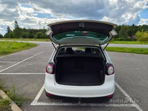 Balts Volkswagen Golf Plus 2008 Rakvere, ar dzinēja tilpumu 1.90 L un nobraukumu 322 tūkst. km par 3700 €, foto 8 vietnē AUTOMOTO.COM.LV
