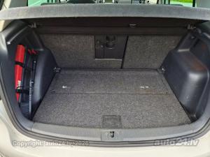 Balts Volkswagen Golf Plus 2008 Rakvere, ar dzinēja tilpumu 1.90 L un nobraukumu 322 tūkst. km par 3700 €, foto 9 vietnē AUTOMOTO.COM.LV