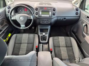 Balts Volkswagen Golf Plus 2008 Rakvere, ar dzinēja tilpumu 1.90 L un nobraukumu 322 tūkst. km par 3700 €, foto 10 vietnē AUTOMOTO.COM.LV