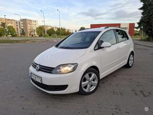 Balts Volkswagen Golf Plus 2009 Ukmergė, ar dzinēja tilpumu 1.97 L un nobraukumu 309 tūkst. km par 2800 €, foto  vietnē AUTOMOTO.COM.LV