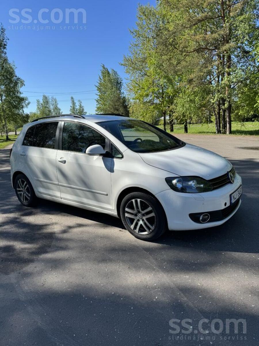 Balts Volkswagen Golf Plus 2010 Jūrmala, ar dzinēja tilpumu 1.60 L un nobraukumu 228 tūkst. km par 4500 €, foto 3 vietnē AUTOMOTO.COM.LV