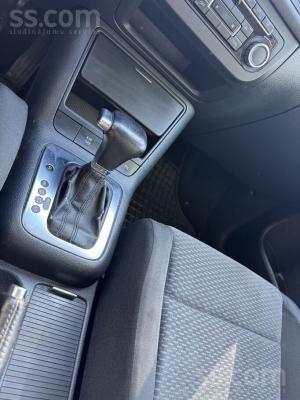 Balts Volkswagen Golf Plus 2010 Jūrmala, ar dzinēja tilpumu 1.60 L un nobraukumu 228 tūkst. km par 4500 €, foto 13 vietnē AUTOMOTO.COM.LV