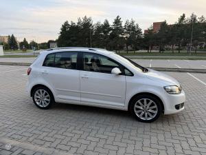 Balts Volkswagen Golf Plus 2010 Panevēža, ar dzinēja tilpumu 1.97 L un nobraukumu 274 tūkst. km par 4600 €, foto 8 vietnē AUTOMOTO.COM.LV