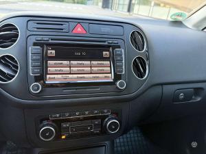 Balts Volkswagen Golf Plus 2010 Panevēža, ar dzinēja tilpumu 1.97 L un nobraukumu 274 tūkst. km par 4600 €, foto 17 vietnē AUTOMOTO.COM.LV
