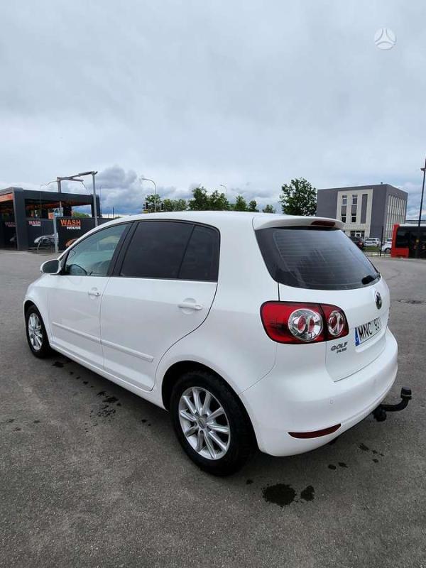 Balts Volkswagen Golf Plus 2012 Kauņa, ar dzinēja tilpumu 1.60 L un nobraukumu 195 tūkst. km par 4800 €, foto 8 vietnē AUTOMOTO.COM.LV