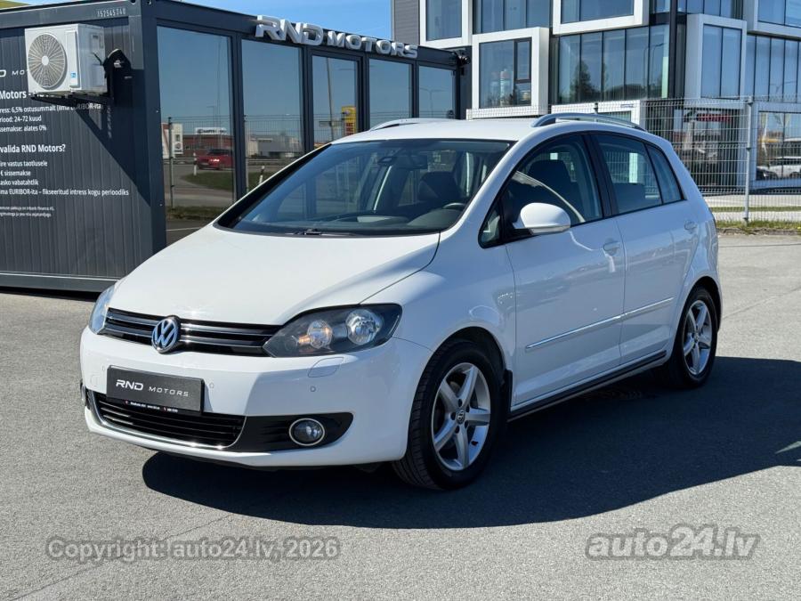 Balts Volkswagen Golf Plus 2014 Tallina, ar dzinēja tilpumu 1.20 L un nobraukumu 155 tūkst. km par 5990 €, foto 1 vietnē AUTOMOTO.COM.LV
