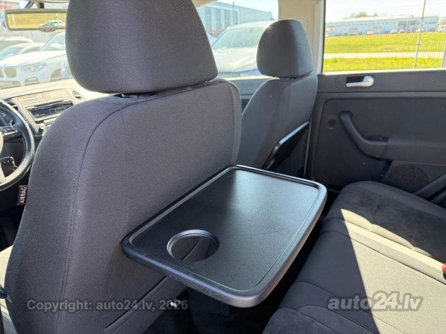 Balts Volkswagen Golf Plus 2014 Tallina, ar dzinēja tilpumu 1.20 L un nobraukumu 155 tūkst. km par 5990 €, foto 12 vietnē AUTOMOTO.COM.LV
