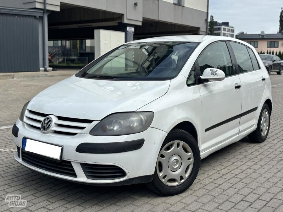 Balts Volkswagen Golf Plus 2005 Kauņa, ar dzinēja tilpumu 1.40 L un nobraukumu 220 tūkst. km par 1250 €, foto 3 vietnē AUTOMOTO.COM.LV