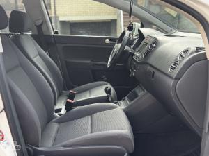 Balts Volkswagen Golf Plus 2005 Kauņa, ar dzinēja tilpumu 1.40 L un nobraukumu 220 tūkst. km par 1250 €, foto 13 vietnē AUTOMOTO.COM.LV