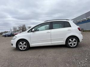 Balts Volkswagen Golf Plus 2012 Daugavpils, ar dzinēja tilpumu 1.60 L un nobraukumu 361 tūkst. km par 4150 €, foto 3 vietnē AUTOMOTO.COM.LV