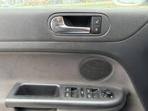 Balts Volkswagen Golf Plus 2012 Daugavpils, ar dzinēja tilpumu 1.60 L un nobraukumu 361 tūkst. km par 4150 €, foto 17 vietnē AUTOMOTO.COM.LV