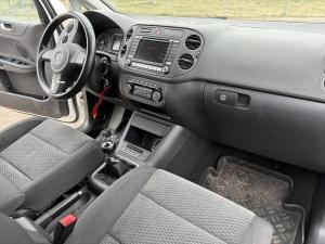 Balts Volkswagen Golf Plus 2012 Daugavpils, ar dzinēja tilpumu 1.60 L un nobraukumu 361 tūkst. km par 4150 €, foto 23 vietnē AUTOMOTO.COM.LV