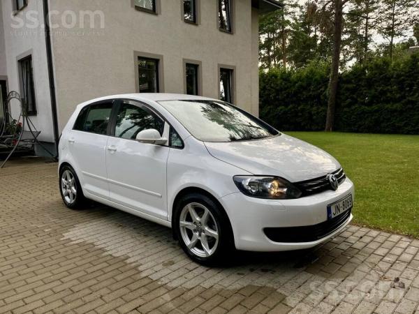 Balts Volkswagen Golf Plus 2012 Rīga, ar dzinēja tilpumu 1.60 L un nobraukumu 157 tūkst. km par 4500 €, foto 7 vietnē AUTOMOTO.COM.LV
