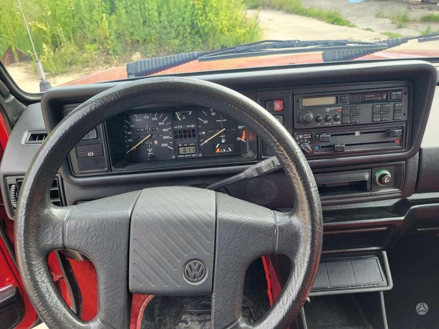 Красный Фольксваген Гольф 1989 в Каунас, объемом двигателя 1.78 л и пробегом 170 тыс. км за 7500 €, фото 10 на AUTOMOTO.COM.LV