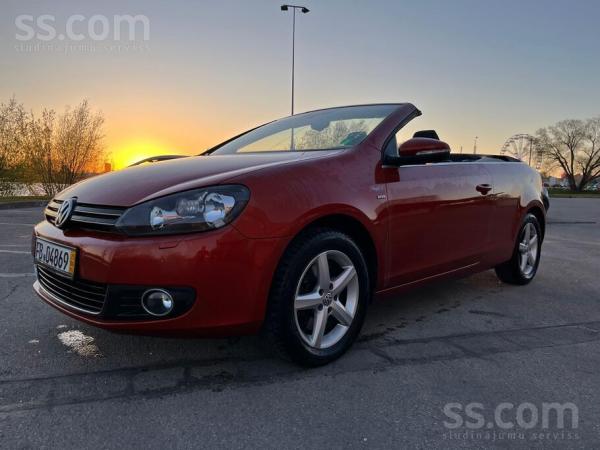 Red Volkswagen Golf 2014 in Riga, with an engine capacity of 2.00 L and mileage of 114 thousand km for 6999 €, photo 1 on AUTOMOTO.COM.LV