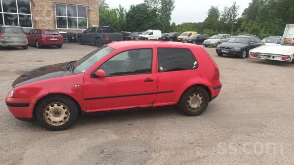 Sarkans Volkswagen Golf 1998 Jelgava, ar dzinēja tilpumu 1.90 L un nobraukumu 560 tūkst. km par 350 €, foto 4 vietnē AUTOMOTO.COM.LV