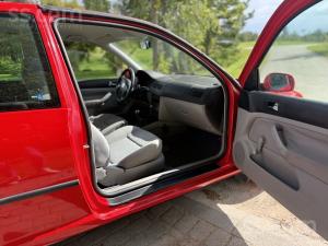 Sarkans Volkswagen Golf 1998 Cēsis, ar dzinēja tilpumu 1.60 L un nobraukumu 185 tūkst. km par 2050 €, foto 6 vietnē AUTOMOTO.COM.LV